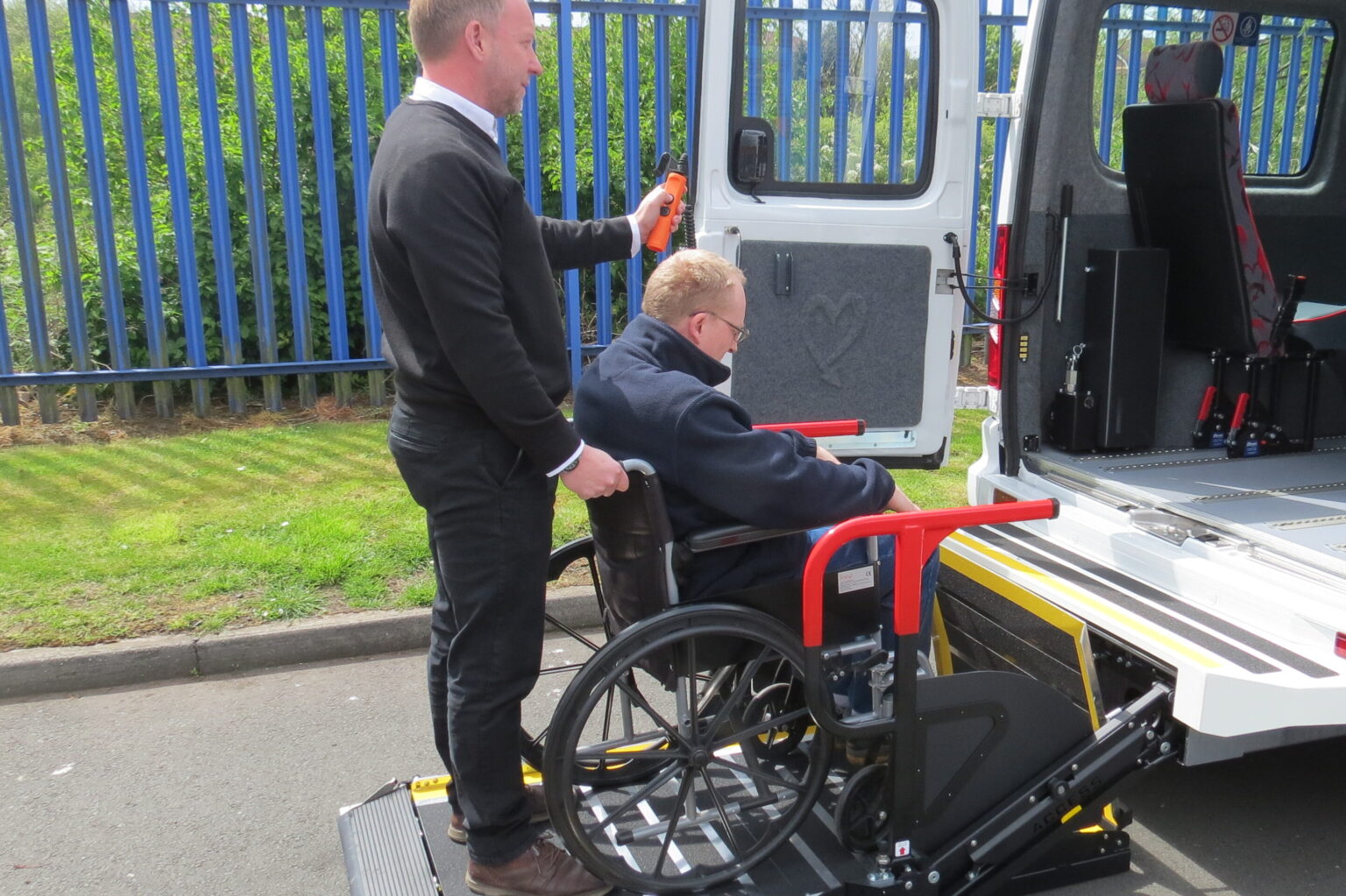 Minibus – Passenger Lift Solutions